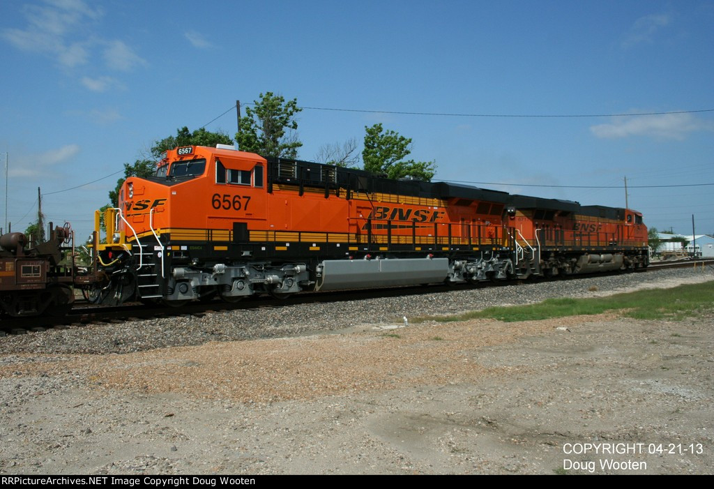 BNSF 6567